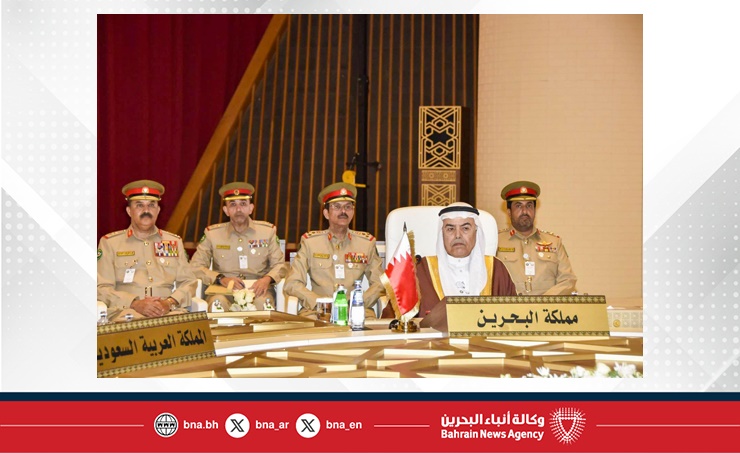 Defence Minister leads Bahrain's delegation at GCC defence ministers' meeting